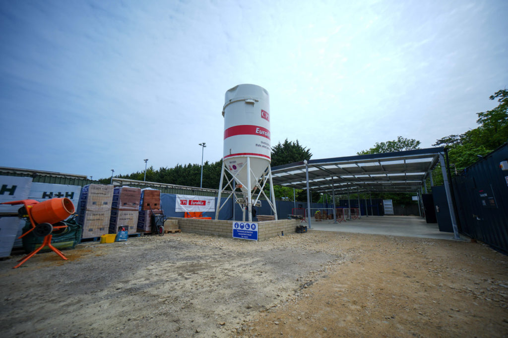 Cambridgeshire’s first “real-life” bricklaying apprenticeship Training ...