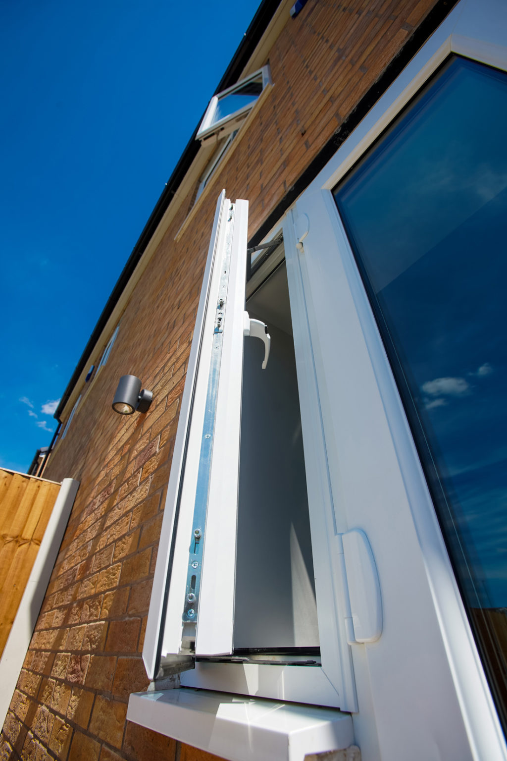 Liniar | Specifying low carbon windows and doors - labm