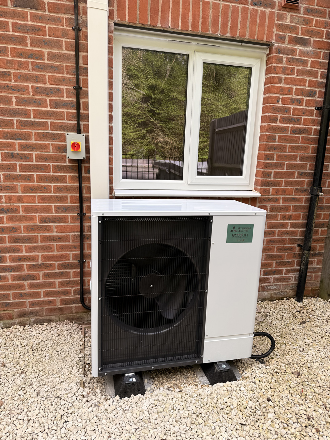 Mitsubishi Electric Ecodan 2 (LR) - labm